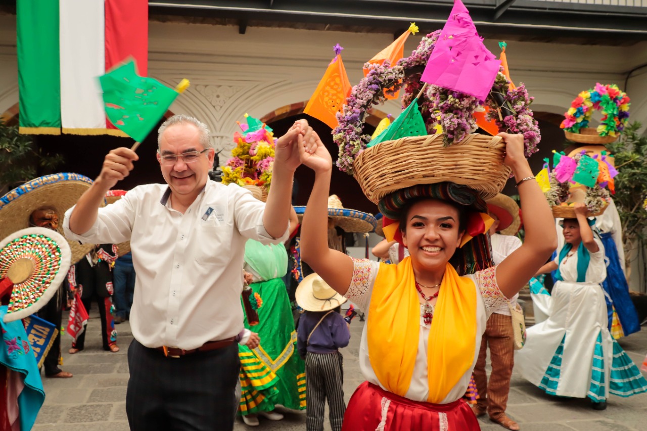 PRESERVA GOBIERNO DE PUEBLA CULTURA INDÍGENA; MBH RECIBE EN CASA AGUAYO ...