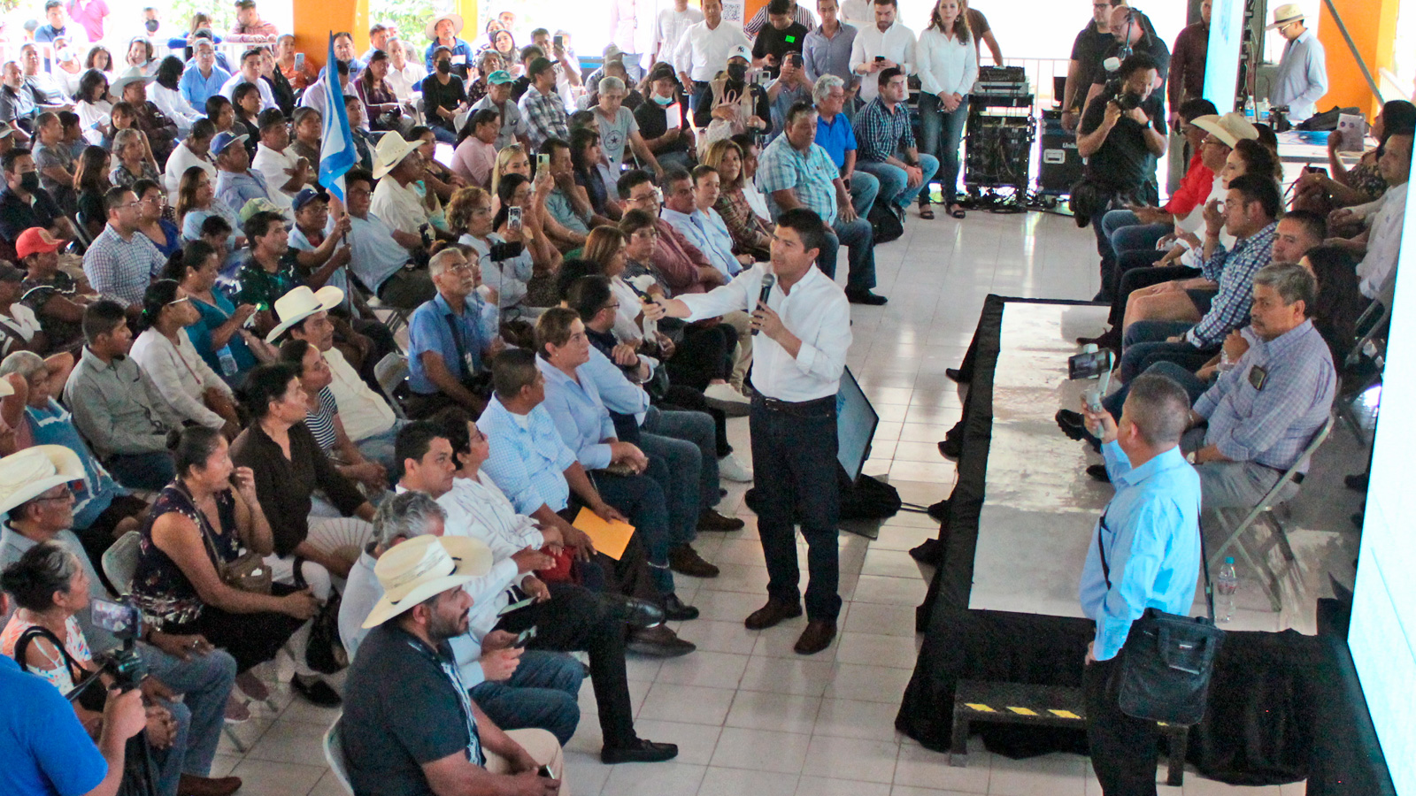Lalo Rivera ha demostrado que el PAN sí sabe gobernar: Atanacio Pérez ...